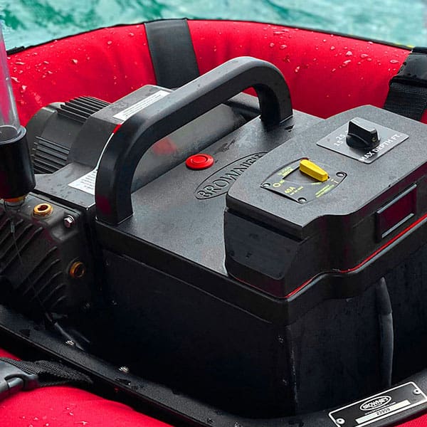 Sea LiOn™ Battery-Powered Diving System by Brownie's